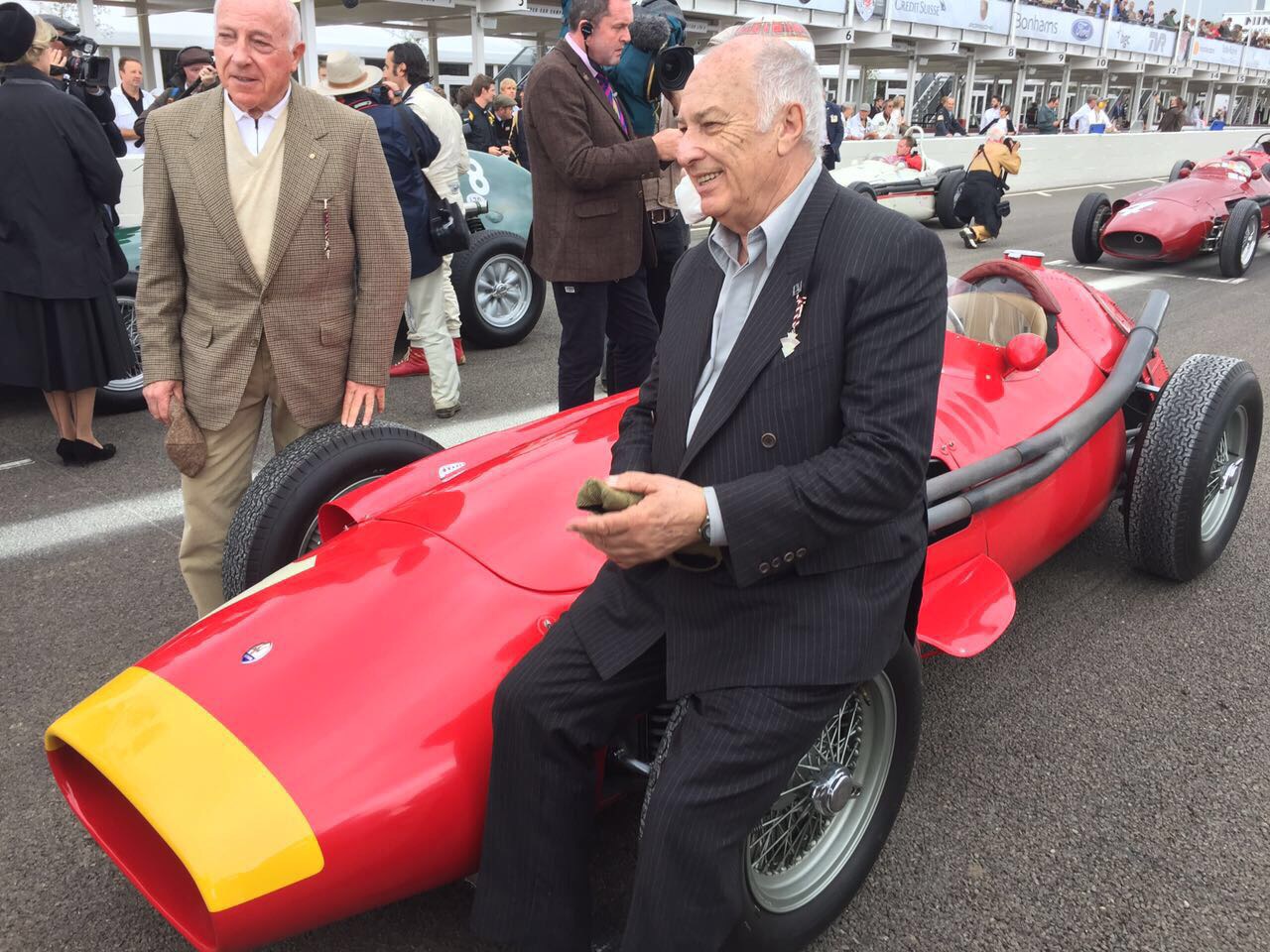 Los hermanos Cacho y Rubén Fangio visitan Torre Loizaga - Torre Loizaga